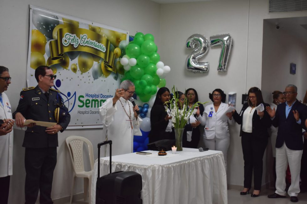 27 ANIVERSARIO SEMMA SANTIAGO - Hospital Docente Semma Santiago